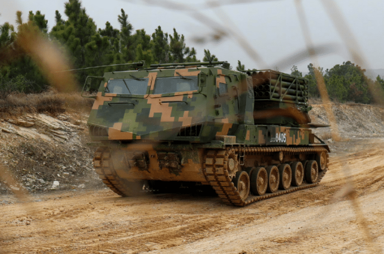 نظام صاروخ مدفعي صيني جديد PHZ-11 شبيه لـ MLRS الأمريكية - أخبار الدفاع ...